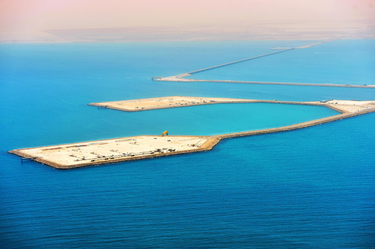 Manifa – Offshore and ocean technology | Aramco