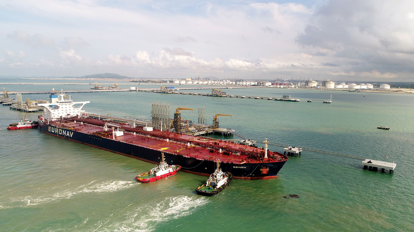 Malaysia mega-refinery project receives first crude oil cargo | Aramco