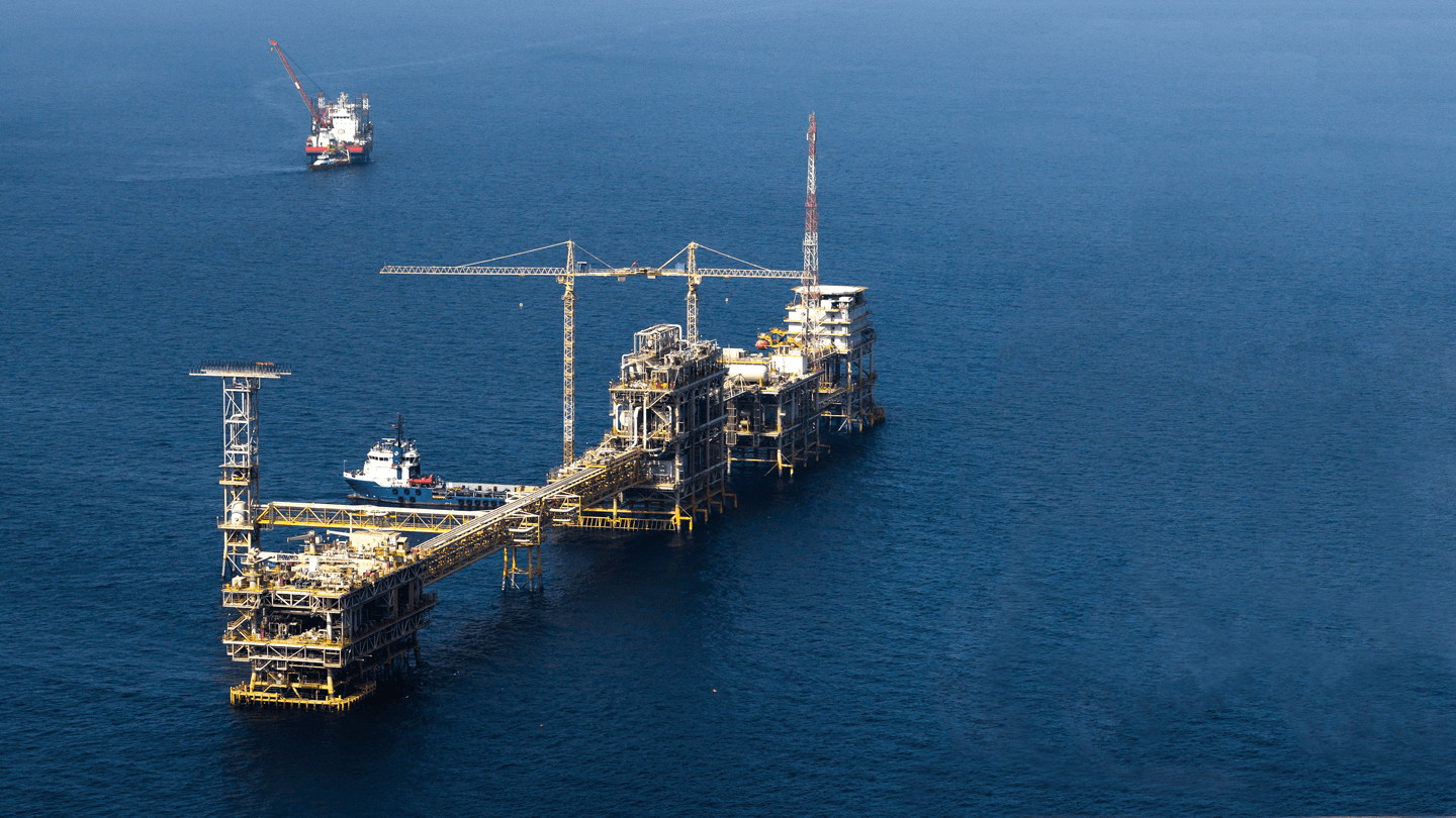 Young Saudis bring Zuluf GOSP-3 back online | Aramco
